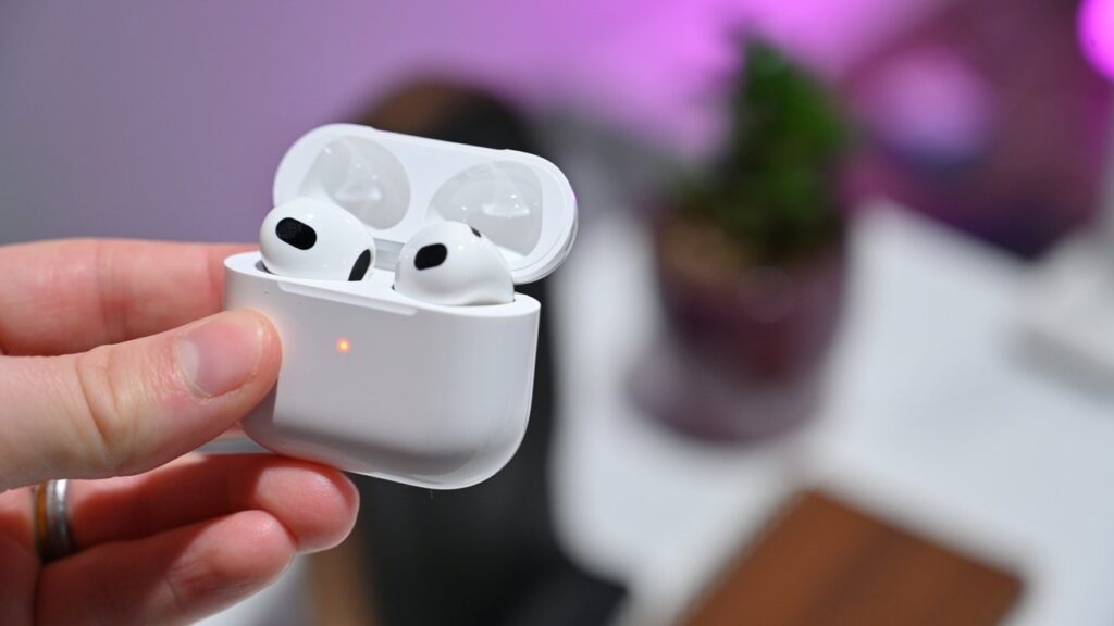 How to Charge AirPods Without the Case - Tech Hoarders How to Charge AirPods Without the Case - Tech Hoarders